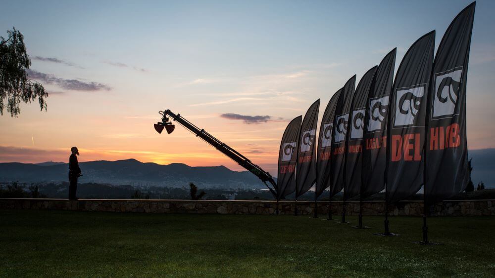 Concrete Form Truck - Knuckle Boom Cranes | Product Application ...