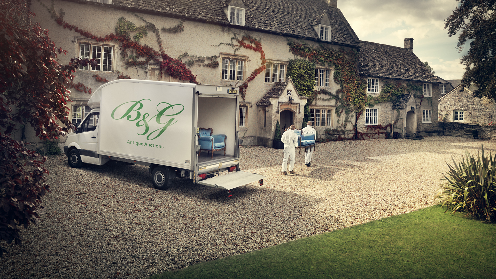 Reliable DEL Tail Lifts for Efficient Loading | Our Brands | Hiab