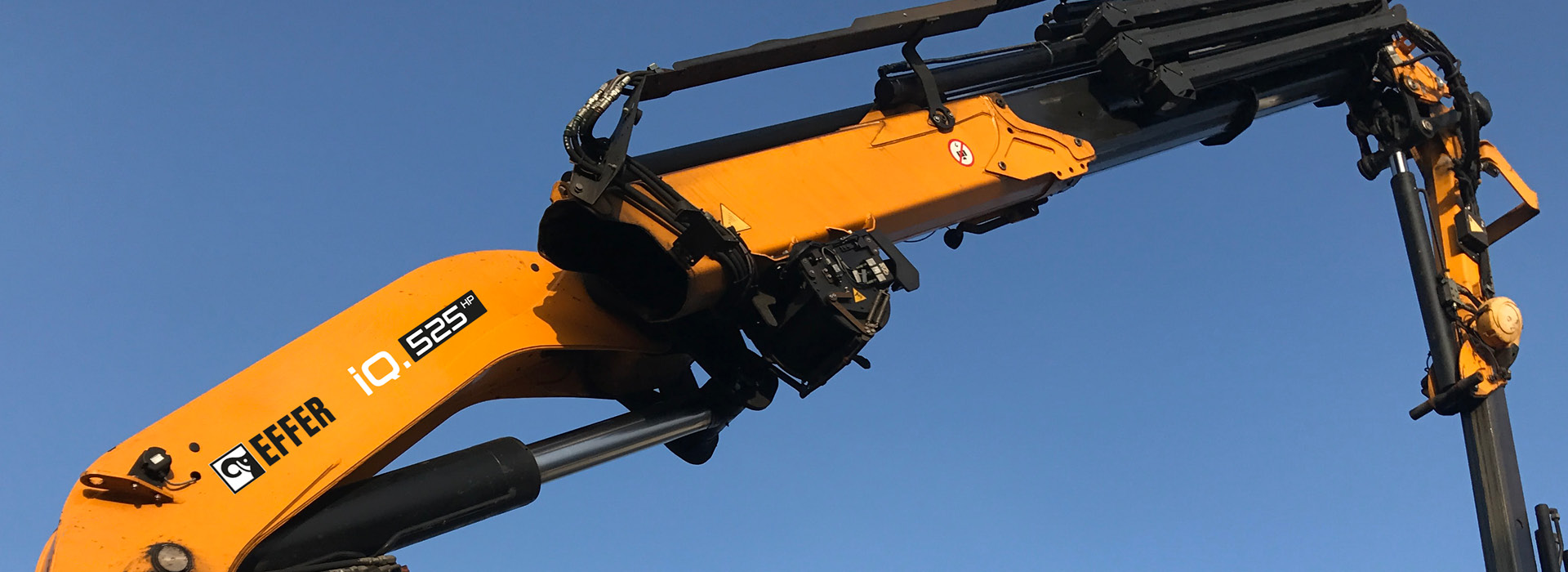 Top-Quality EFFER Loader Cranes for Heavy Lifting Solutions | Our ...