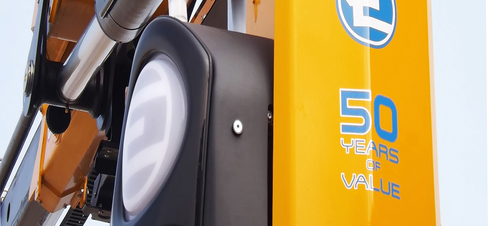 Top-Quality EFFER Loader Cranes for Heavy Lifting Solutions | Our ...