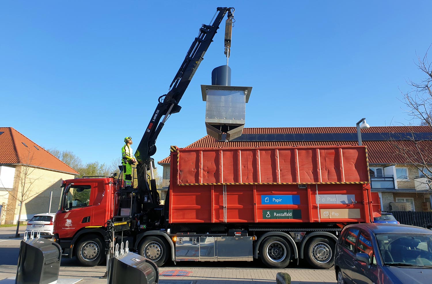 Denmark’s two first ePTO powered cranes in operation | Hiab Stories | Hiab