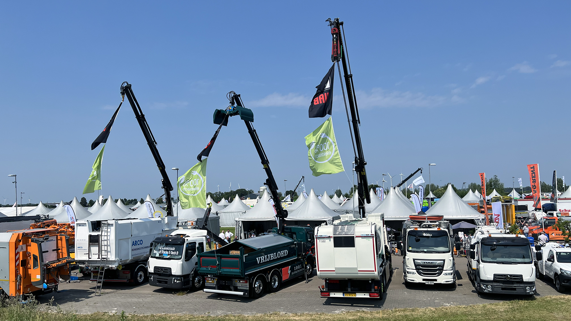 Electric trucks enter Dutch waste & recycling | Hiab Stories | Hiab