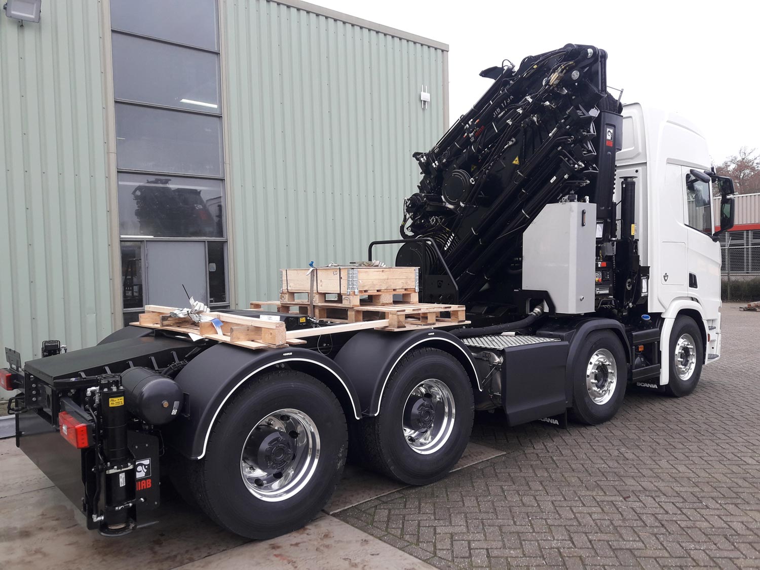 HIAB X-HiPro 1058 E-7 with the full Works | Discover Inspiring Hiab ...