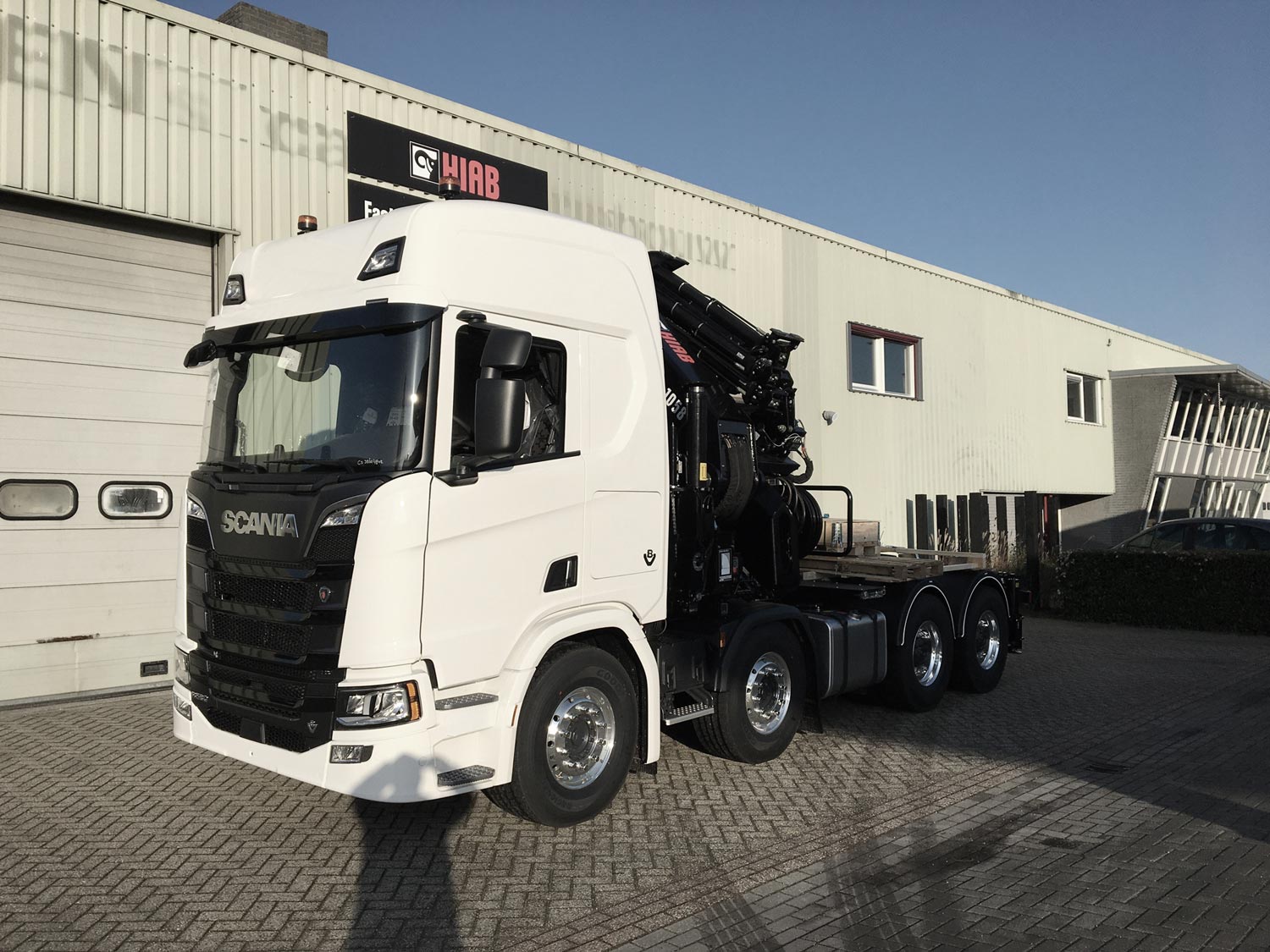 HIAB X-HiPro 1058 E-7 with the full Works | Discover Inspiring Hiab ...