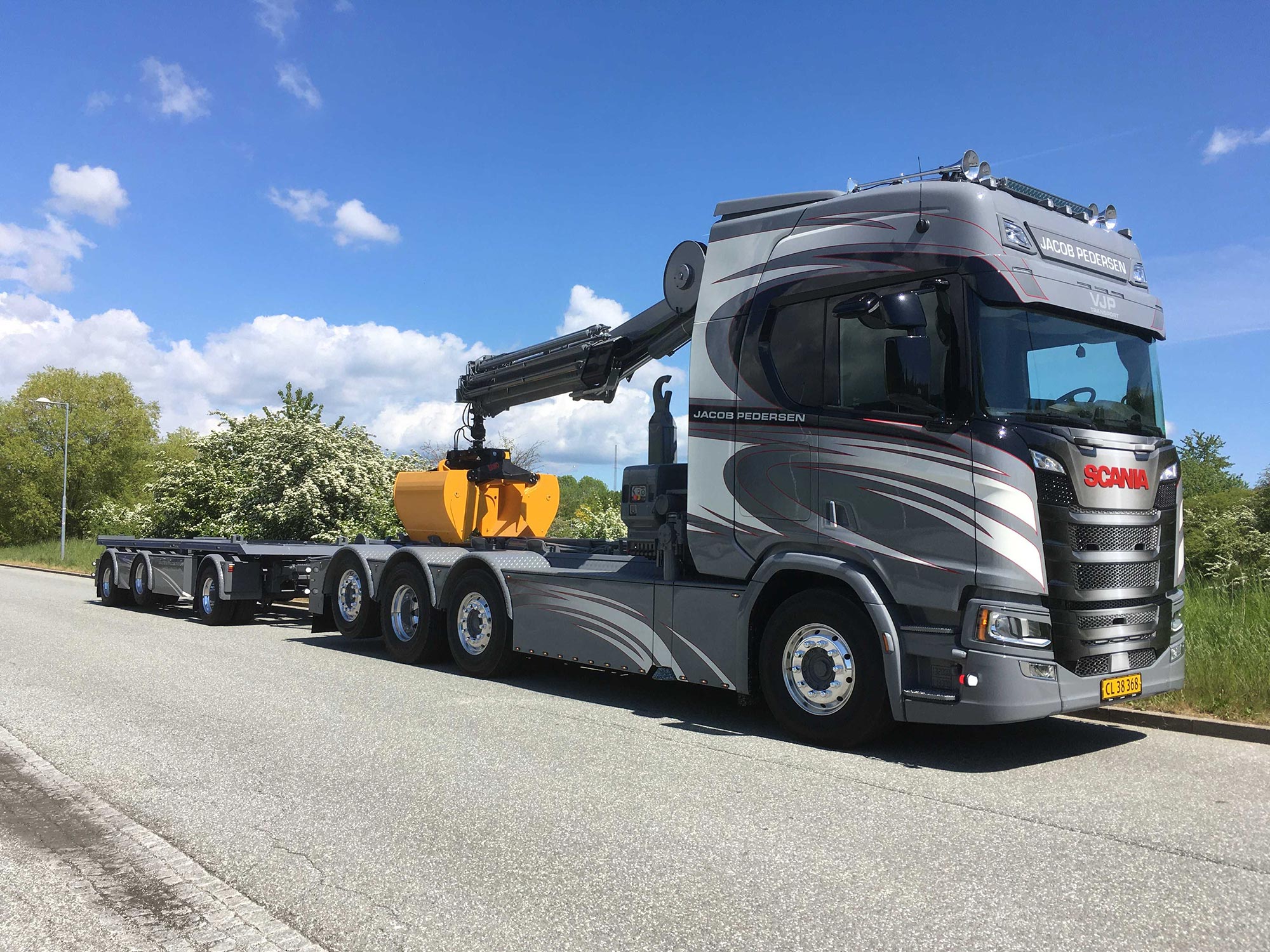 Jacob Pedersen’s new eye-catcher | Hiab news and stories | Hiab