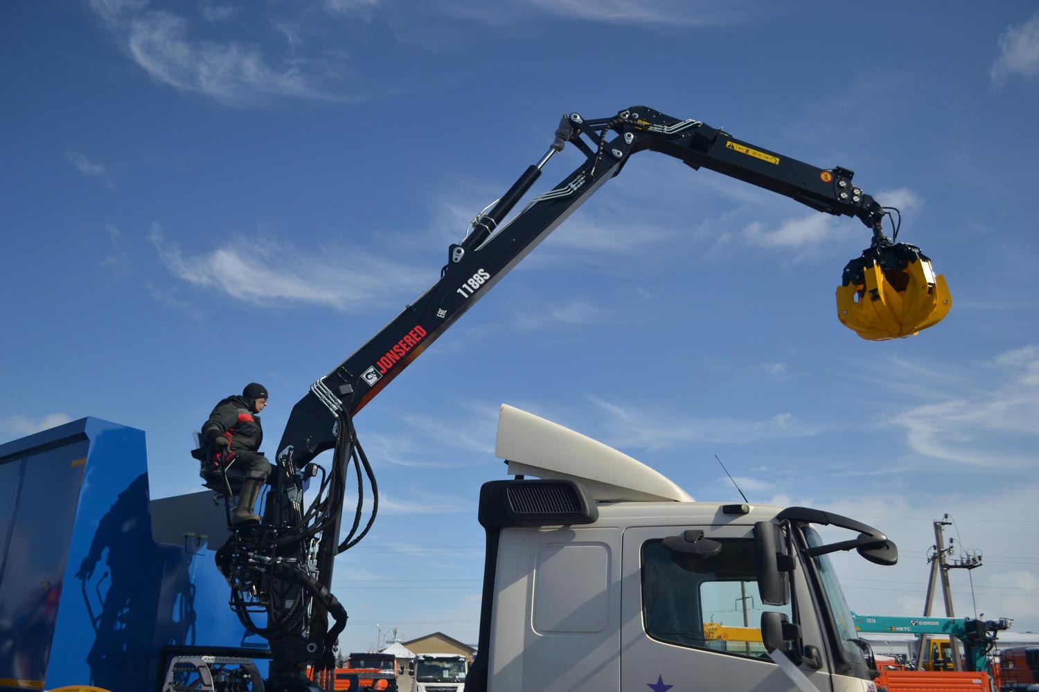 JONSERED delivery | Discover Inspiring Hiab Stories | Hiab