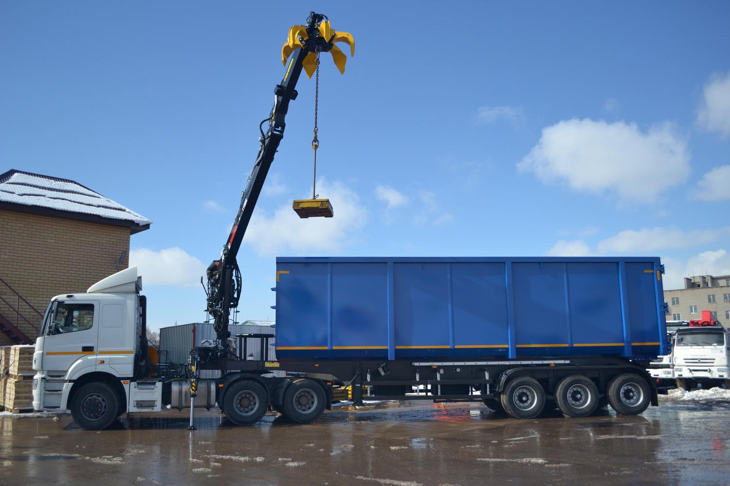 JONSERED delivery | Discover Inspiring Hiab Stories | Hiab