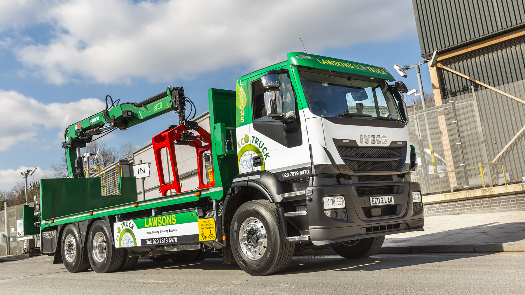 Lawsons Eco Truck: Silent, Eco-Friendly Deliveries in London | Hiab ...