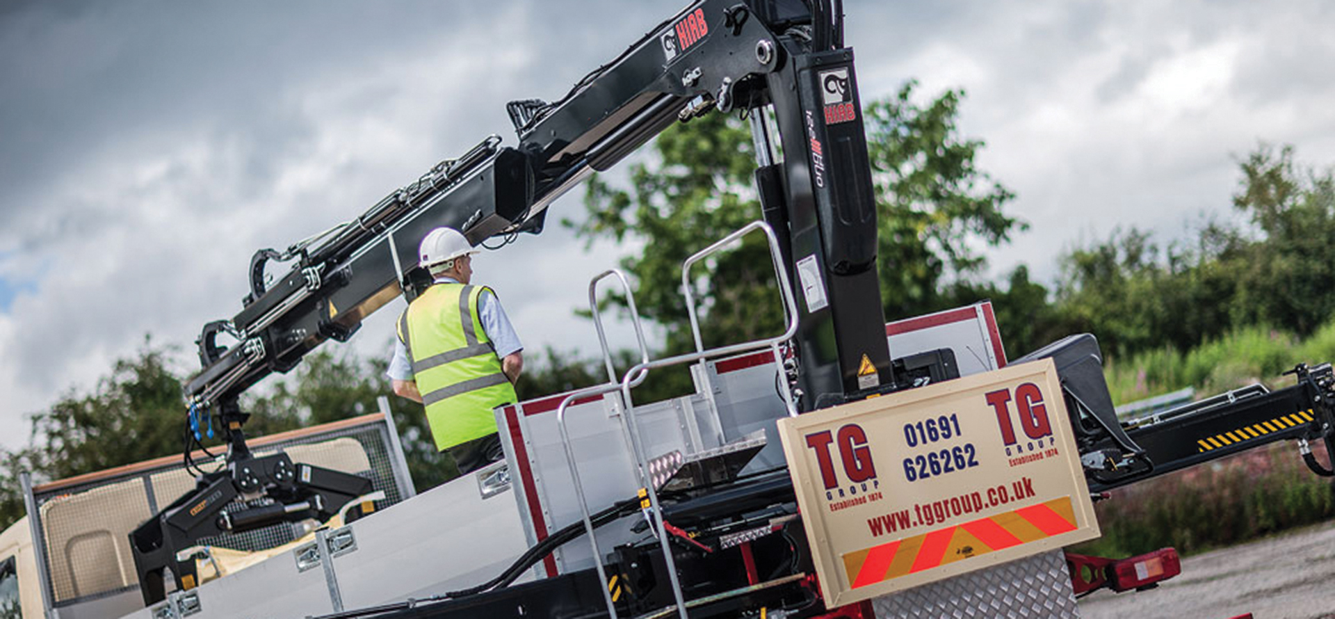 HIAB loader cranes | Our Brands | Hiab