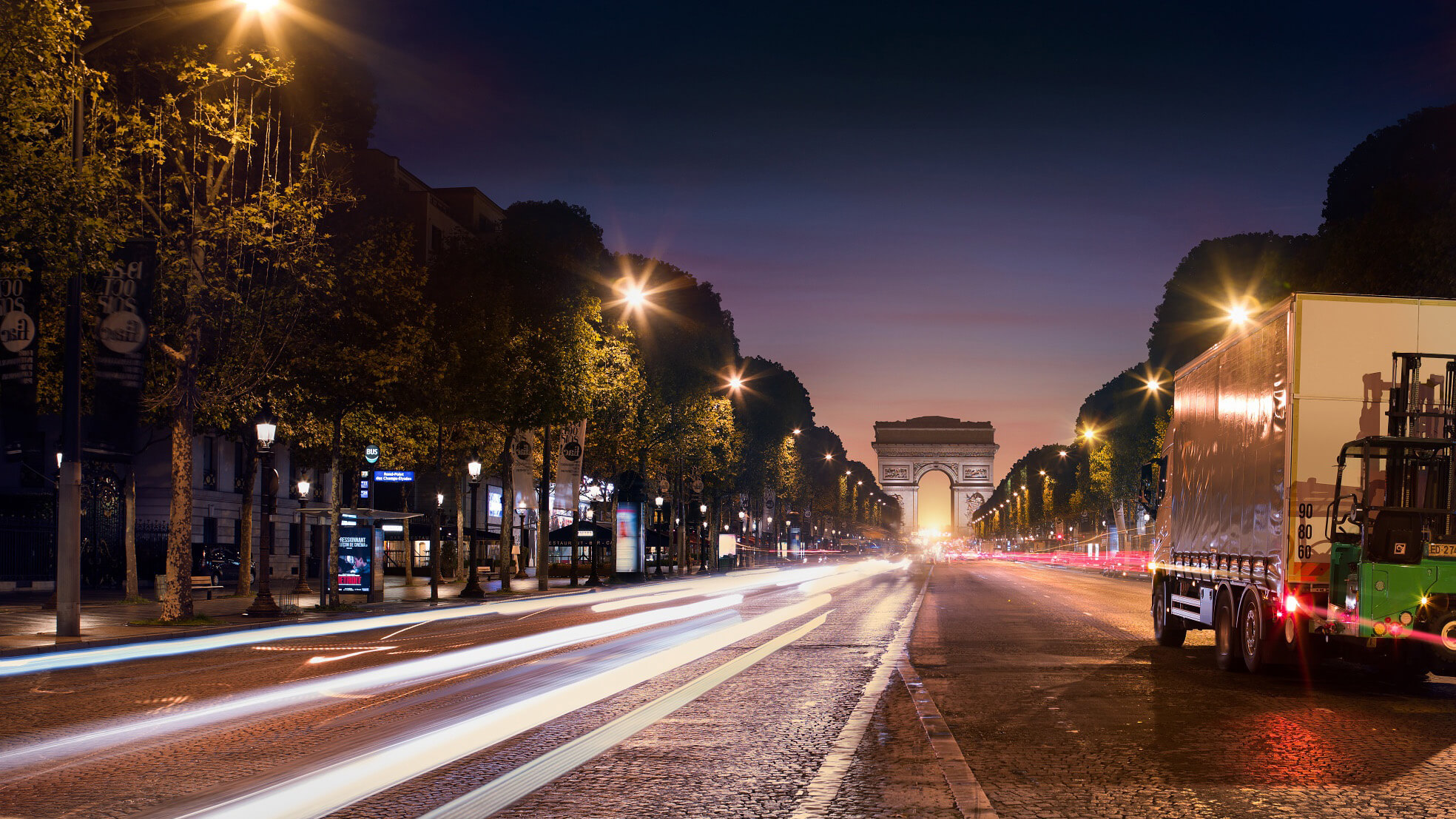 Liftgates & Lift Gates for Trucks | Products | Hiab