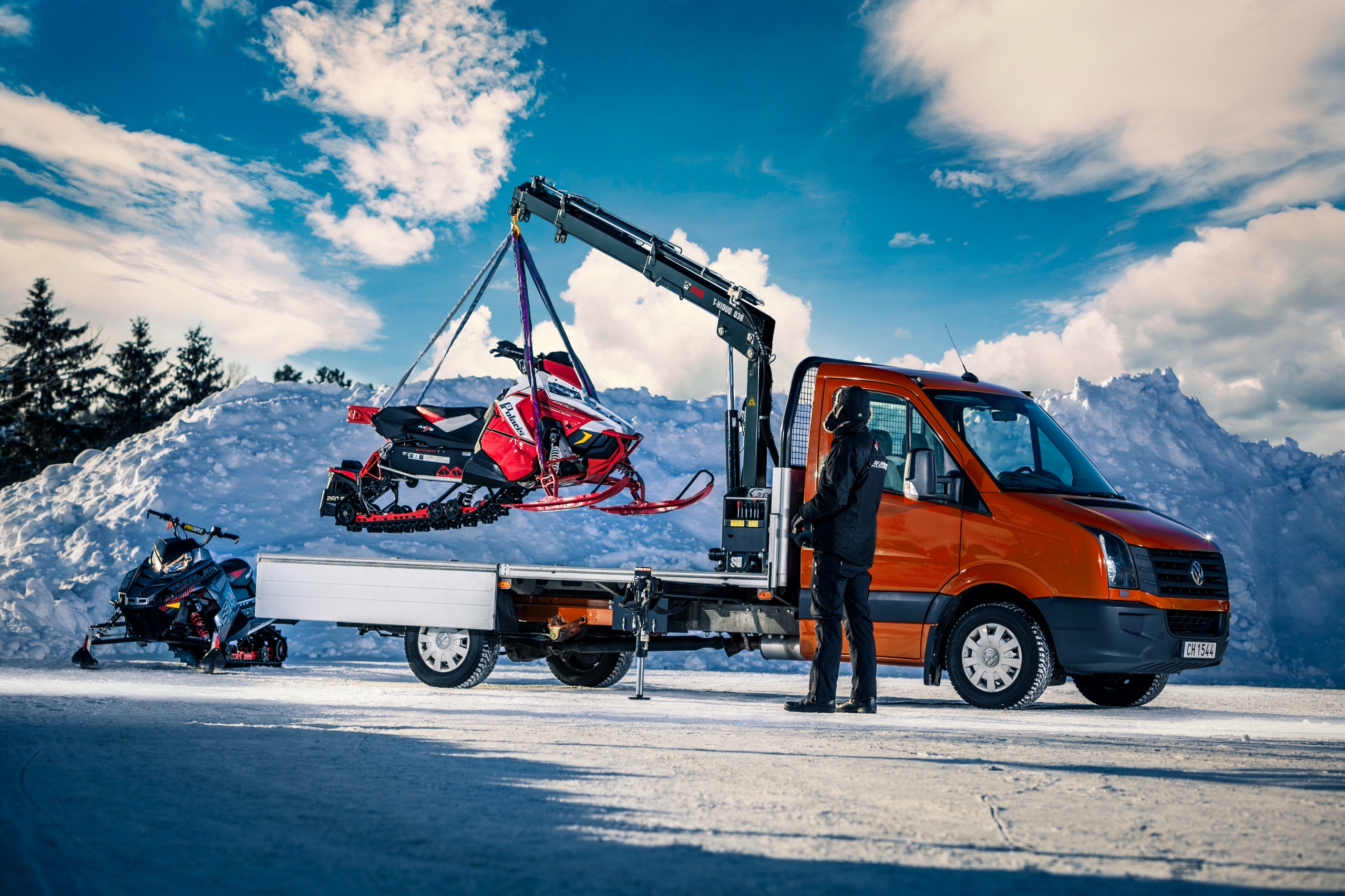 Expert T-Body Rear Truck Installations for T-Cranes | Hiab ...