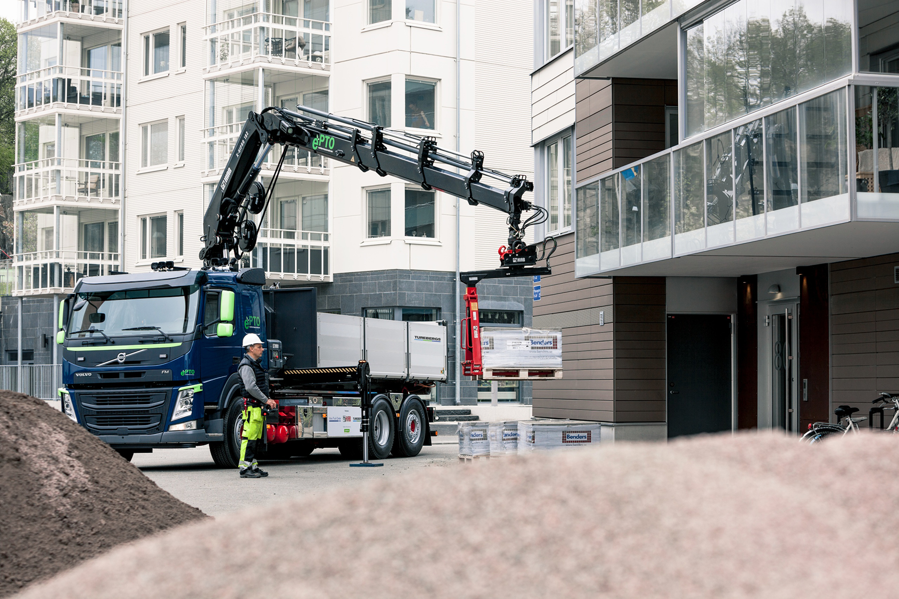 Hiab launches HIAB ePTO 44 (Electric Power Take-Off) | Hiab News Room ...