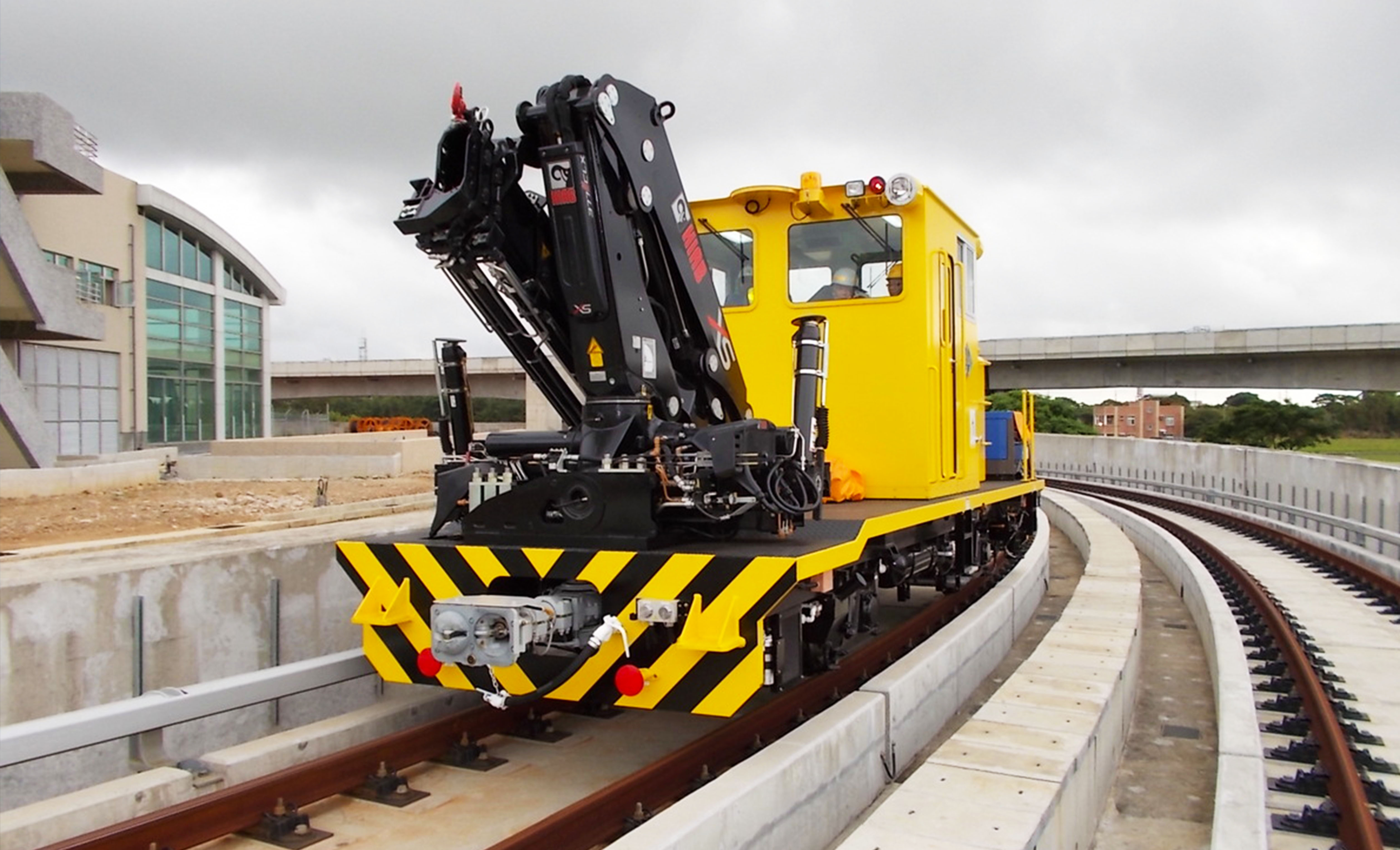 HIAB iX.RAIL Range of Loader Cranes for Railway Solutions | Loader ...